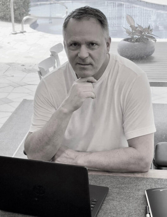 Sales Representative - MCONTRAST